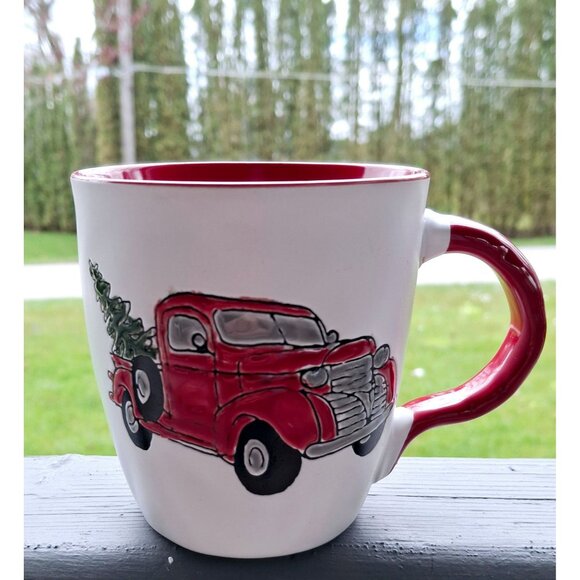 Spectrum Designz | Kitchen | Red White Ceramic Christmas Mug With ...